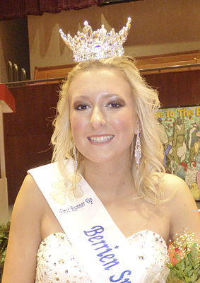 Olivia Pate crowned Miss Berrien Springs | Local News | heraldpalladium.com