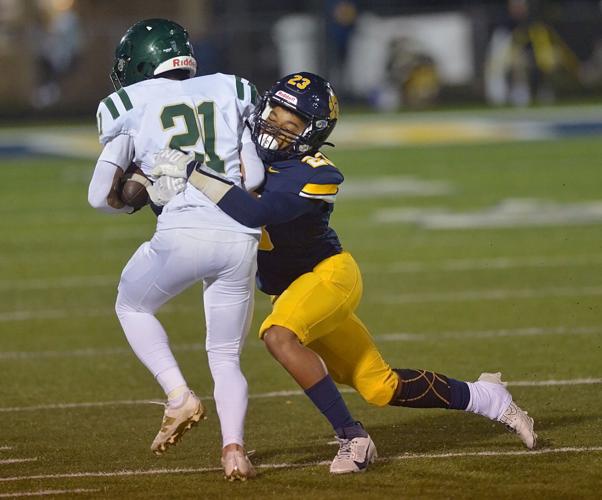 St. Joseph can't keep up with Holman, Zeeland West in district final ...