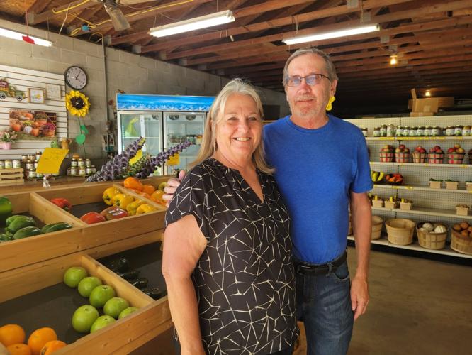 In the wake of another lost farm, local farmers share comfort food and ...