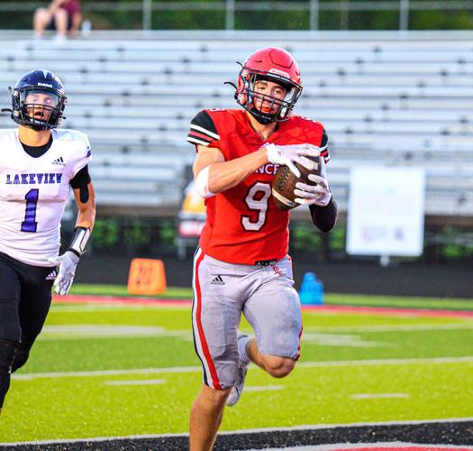 Lakeshore easily beats Lakeview to stay atop SMAC | Sports ...