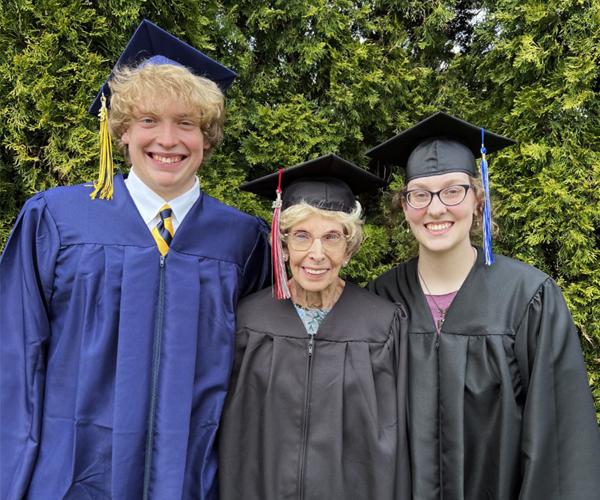 79-year-old woman to graduate from Lake Michigan College | Eau Claire ...