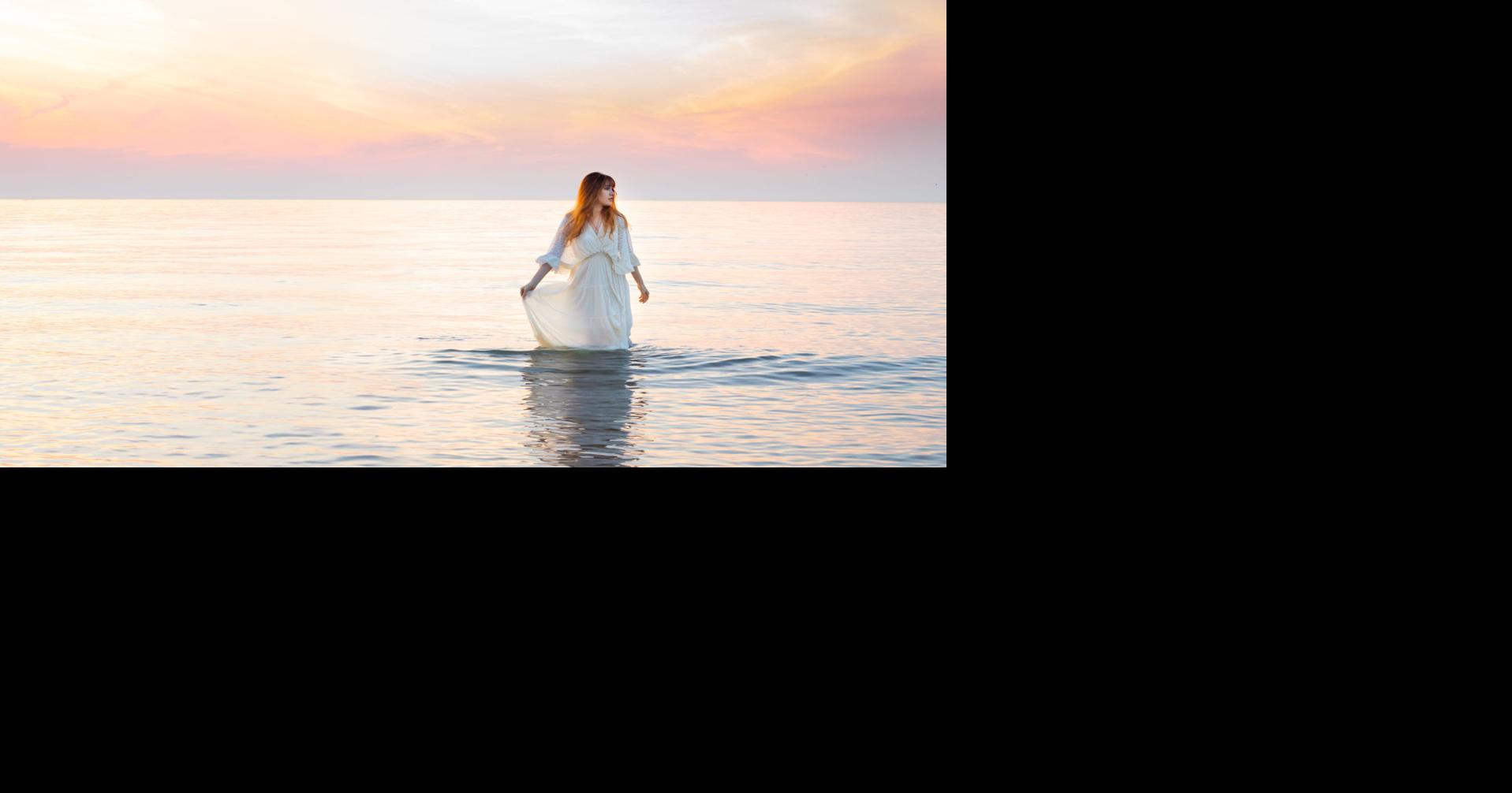 Emma Hamel releases debut album | Features | heraldpalladium.com