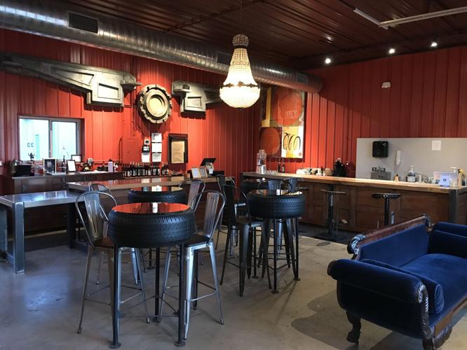 Golden Muse in Baroda recreates the atmosphere of Paris in an old ...