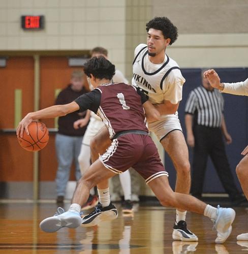 Niles falls to hot-shooting Holland Christian in regional semifinal ...