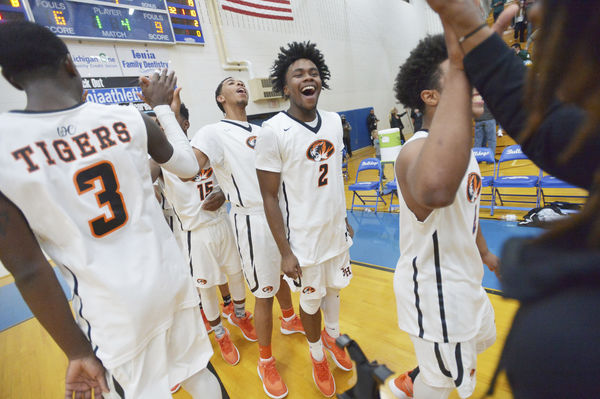 Run back to Breslin | Local | heraldpalladium.com