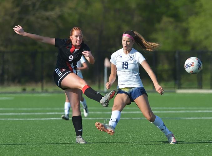 Lakeshore, St. Joseph finish tied in SMAC girls soccer matchup | Sports ...