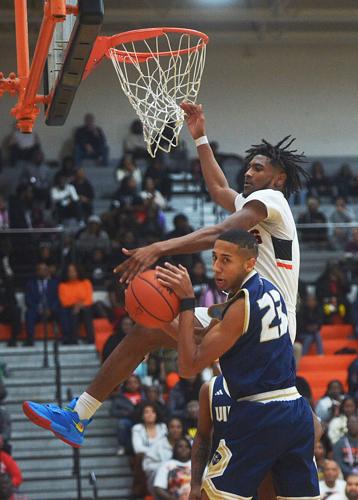 Callahan's late bucket lifts Benton Harbor to win over Niles in ...