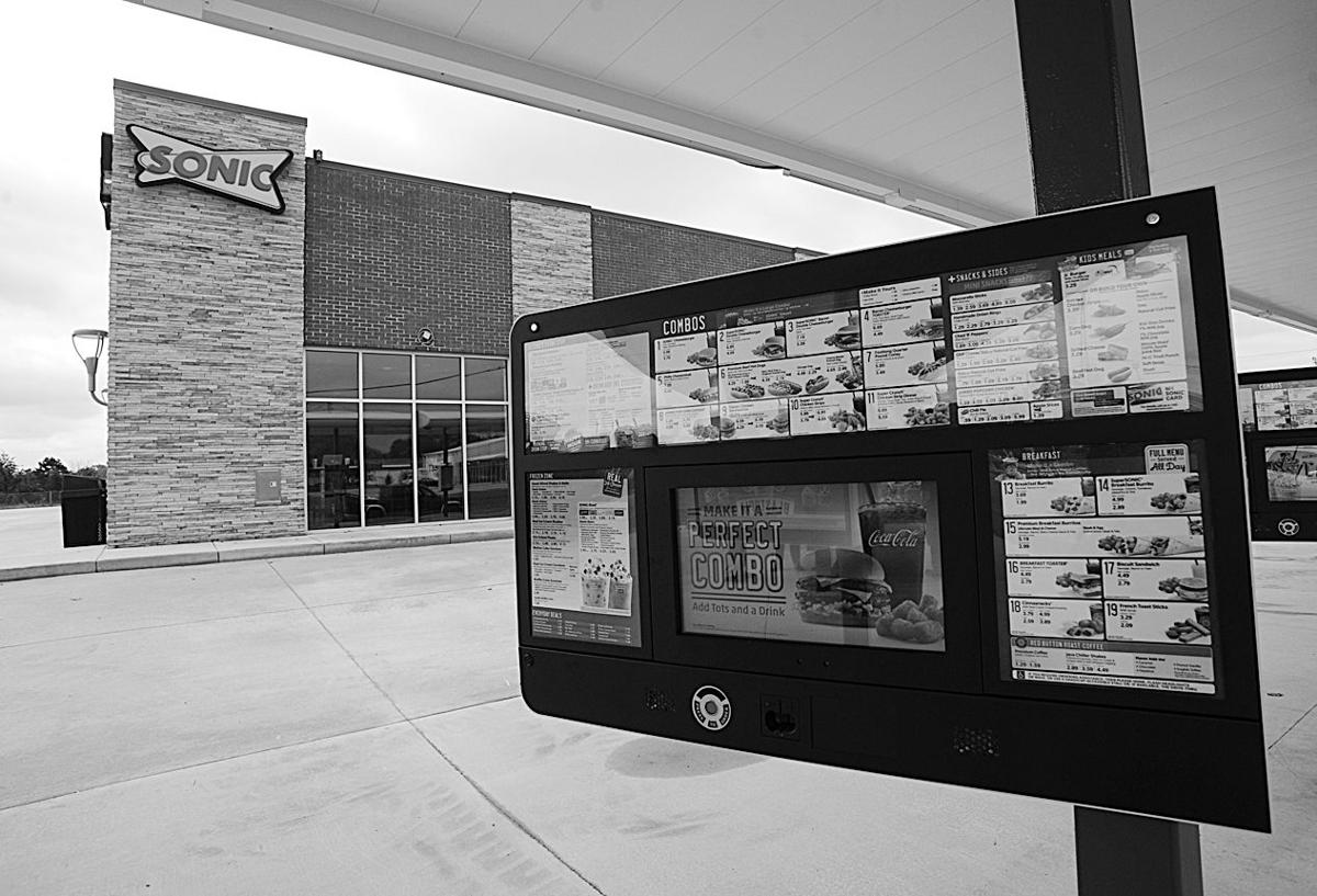 Sonic restaurant opens doors Monday | Local News | heraldpalladium.com