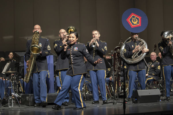 U.S. Army Field Band concert brings soldier home | Sight And Sound ...