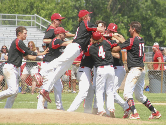 Lakeshore battles for regional title | Local | heraldpalladium.com