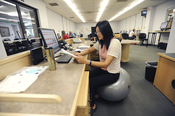 Working out at work | Local News | heraldpalladium.com