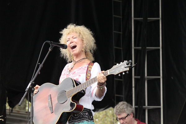 Jennie DeVoe lives where folk and funk meet | Features ...