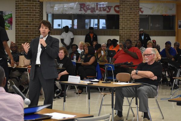 Uzelac standing firm | Local News | heraldpalladium.com