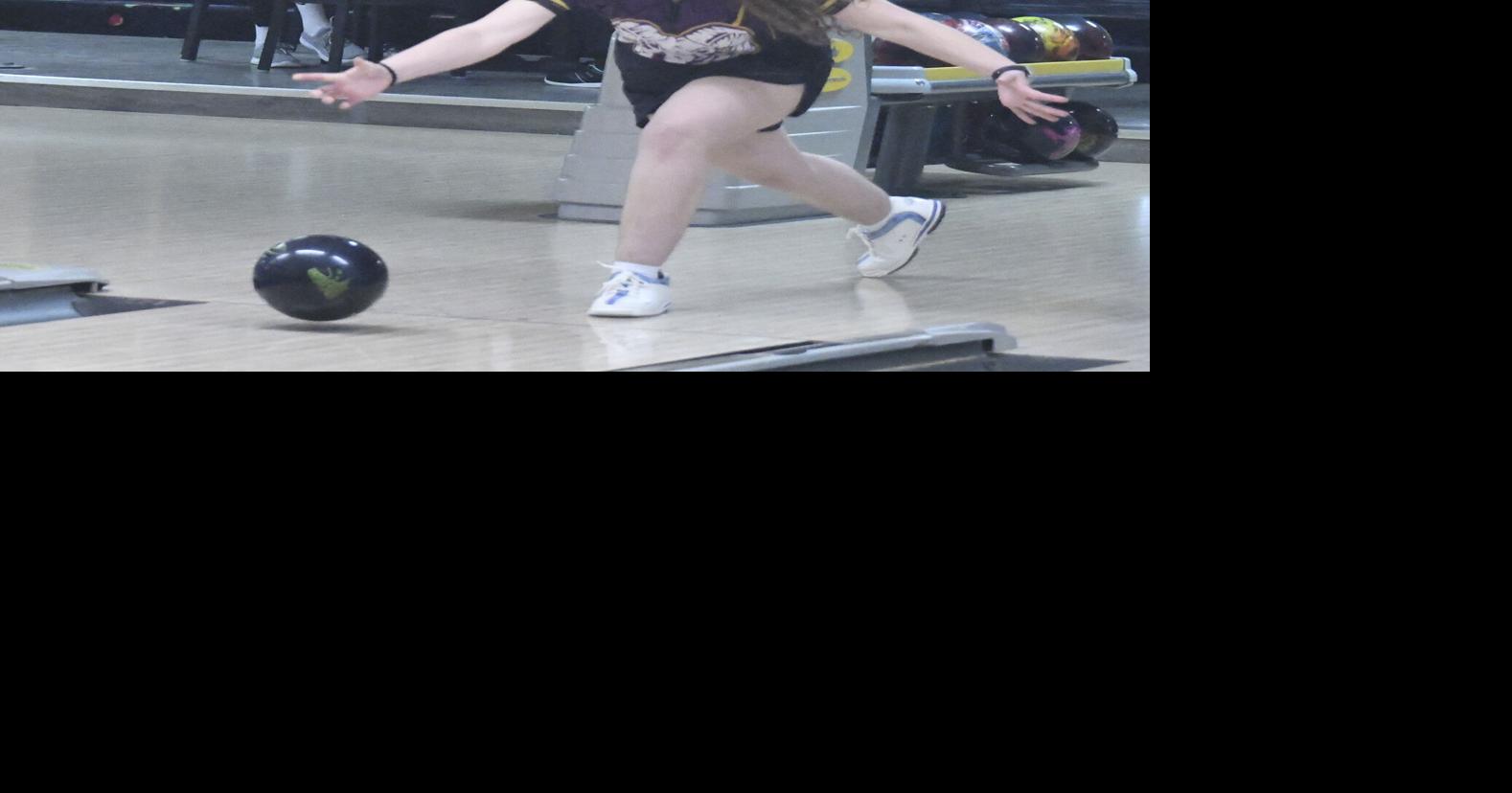 South Haven bowling teams defeat Comstock | Sports | heraldpalladium.com