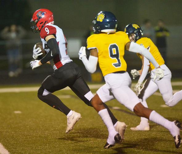 Lakeshore hangs on to early lead to beat St. Joseph in district ...