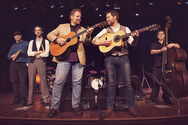 FIVE QUESTIONS: Younce Guitar Duo 'just gets better and stronger ...