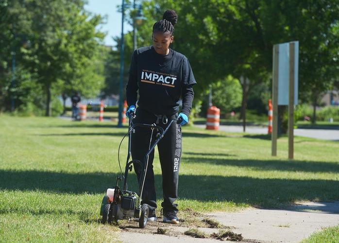 Whirlpool volunteers make an impact at Charles Yarbrough Park | Benton ...