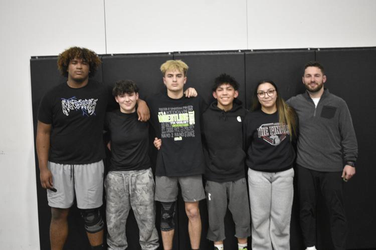 Sibling connection a big piece of Dowagiac, Niles wrestling programs ...