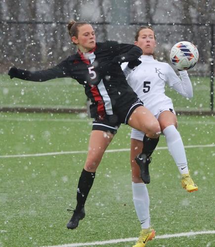 Lakeshore tops Kalamazoo Central in cold SMAC girls soccer opener ...