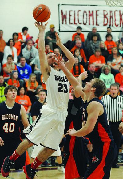 Defensive effort | Local | heraldpalladium.com