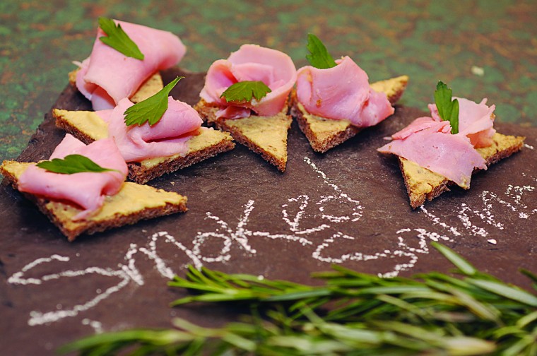 At home for the holidays | Features | heraldpalladium.com