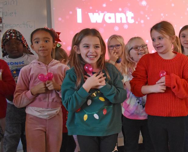 Stewart Elementary students celebrate the world for the holidays ...