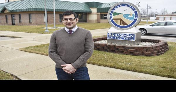 Detroit-area native says life in SW Michigan suits him just fine ...
