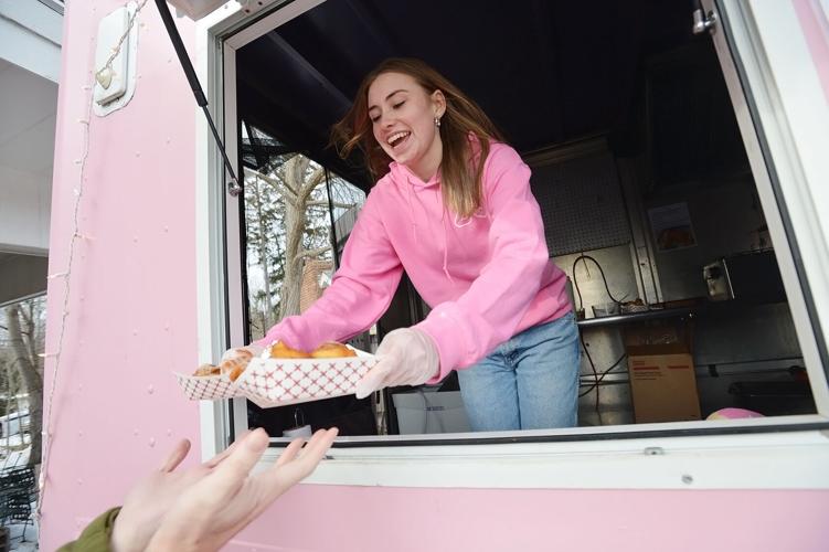 Zo's Mini Donuts signs Berrien County's first high school NIL deals ...