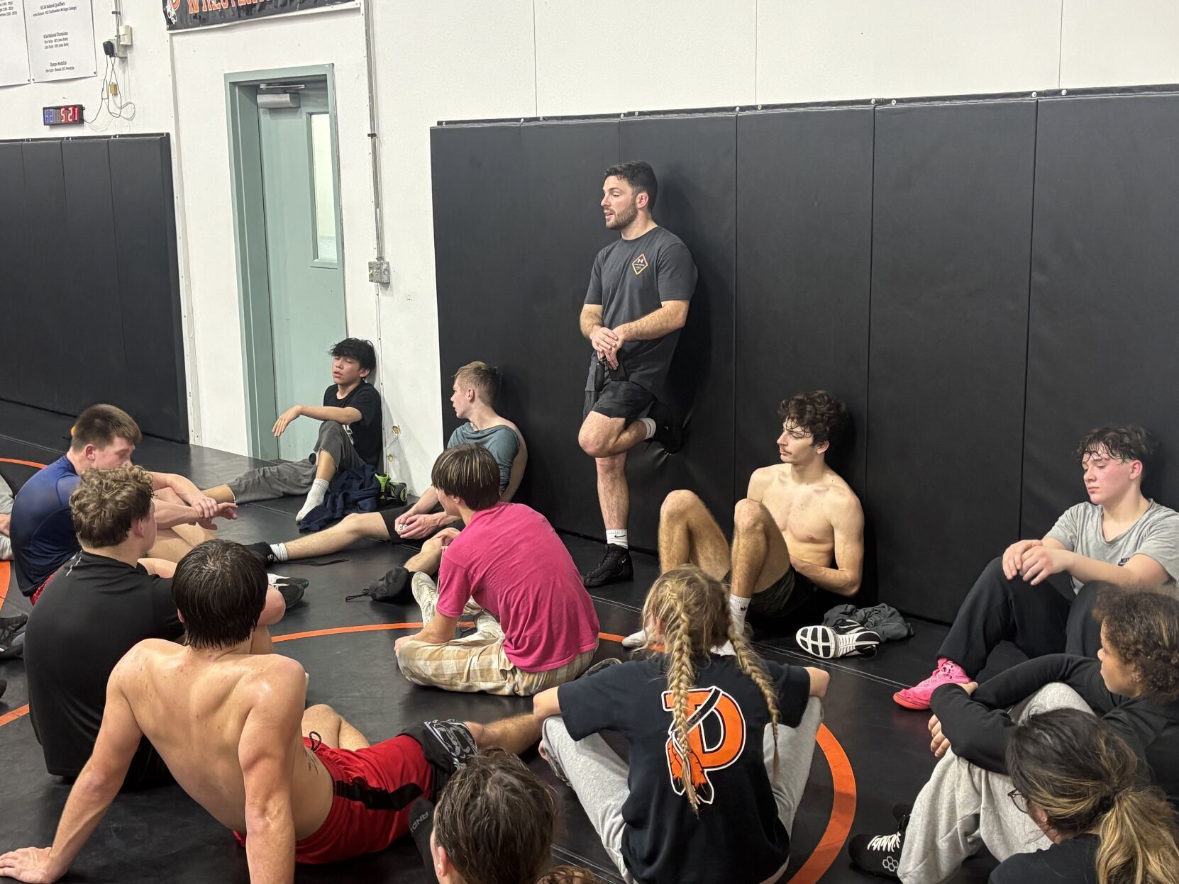 Dowagiac looking to hoist team regional trophy on home mats | Sports ...