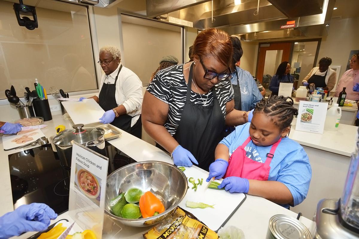 Corewell Health Center for Wellness brings nutrition to the classroom ...