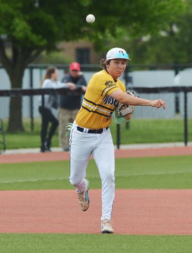 Lakeshore, St. Joseph battle to split in baseball doubleheader | Sports ...