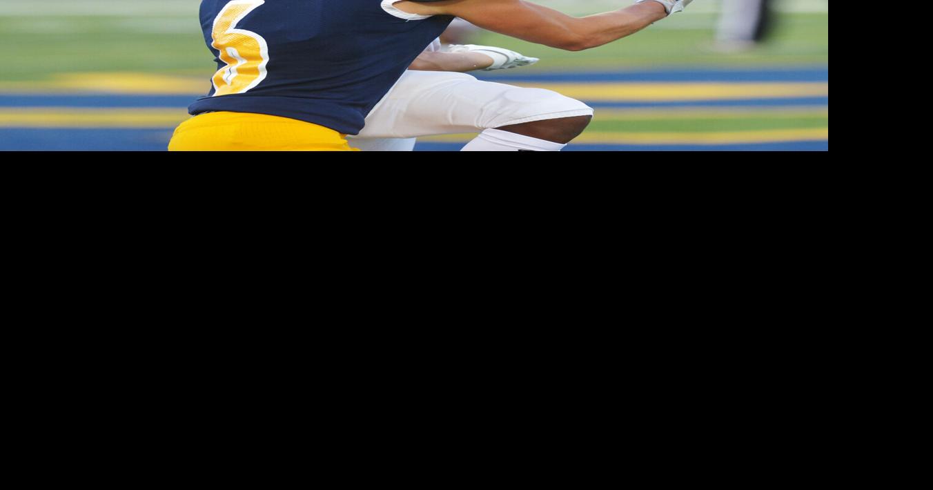 St. Joseph beats Kalamazoo Central in SMAC football opener | Sports ...