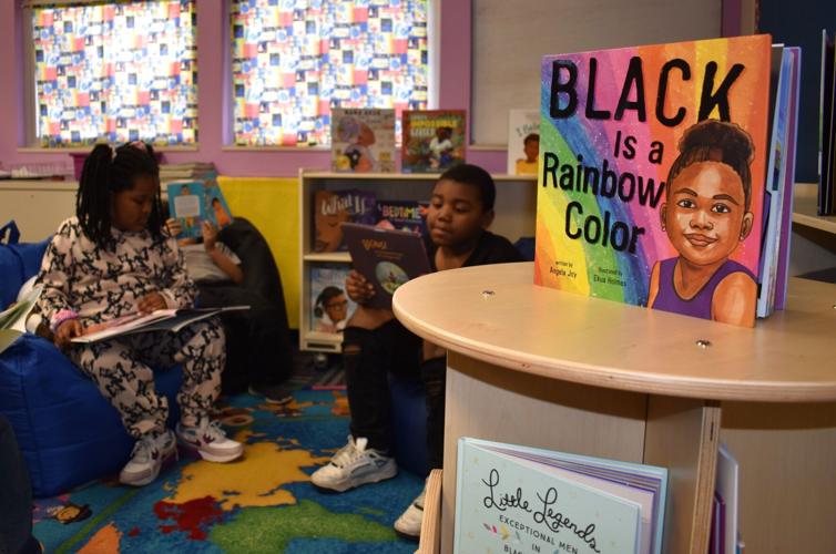 Benton Harbor schools debut diverse classroom libraries | Benton Harbor ...