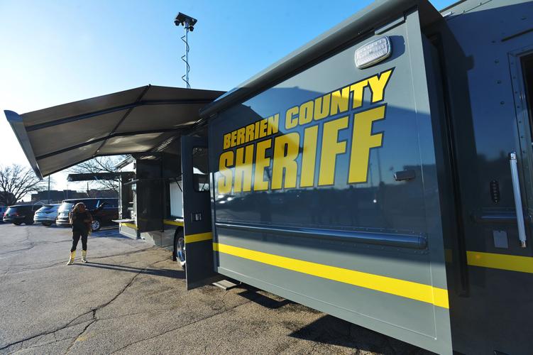 Berrien County Sheriff's Department reveals new mobile command unit ...