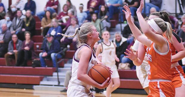 Bobcats shake off the rust to defeat Gobles | Game | heraldpalladium.com