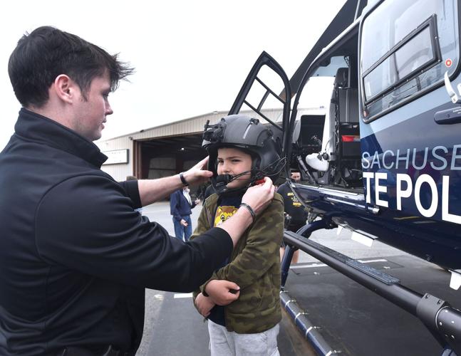 SLIDESHOW: Cub Scouts tour State Police Helicopter | Gallery | hgazette.com