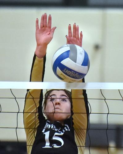 SLIDESHOW: Haverhill Volleyball Action | Gallery | hgazette.com