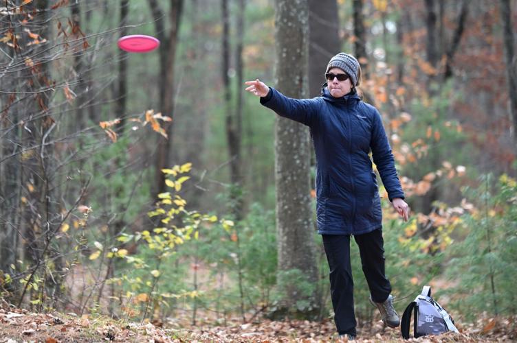 Women disc golfers gather for sanctioned event | | hgazette.com
