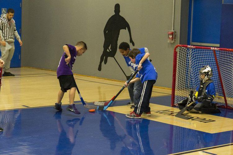 Floor hockey season kicks off | | hgazette.com