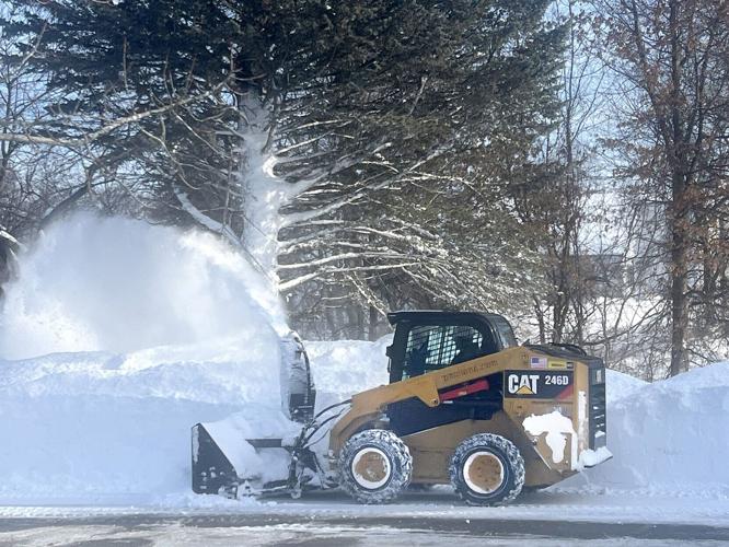 Crews dig deep to keep the snow under control | Local News | hgazette.com