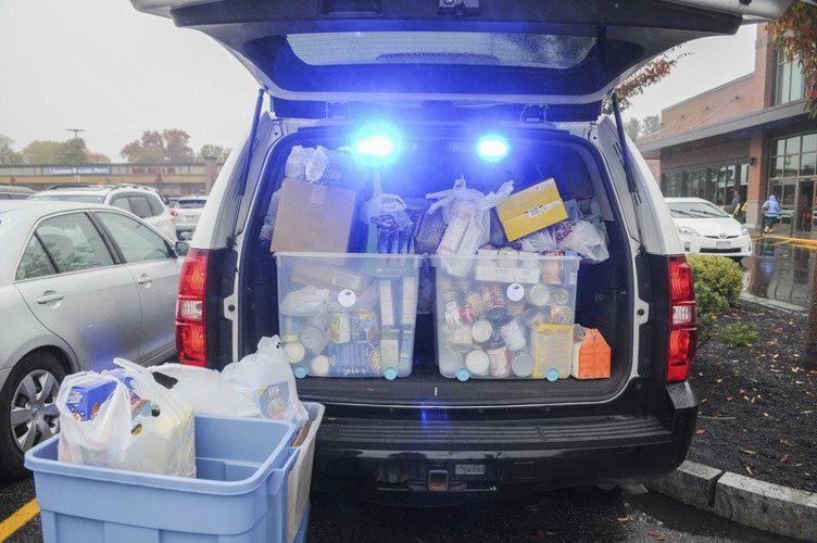 Police, shoppers collect food for pantries | Local News | hgazette.com
