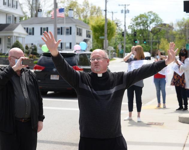 SLIDESHOW: Rev. John Delaney Celebrates 25 years in the Priesthood ...