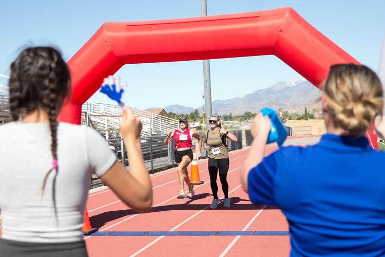 Athletes turn on speed for 33rd Grubstake run | Sports | hidesertstar.com