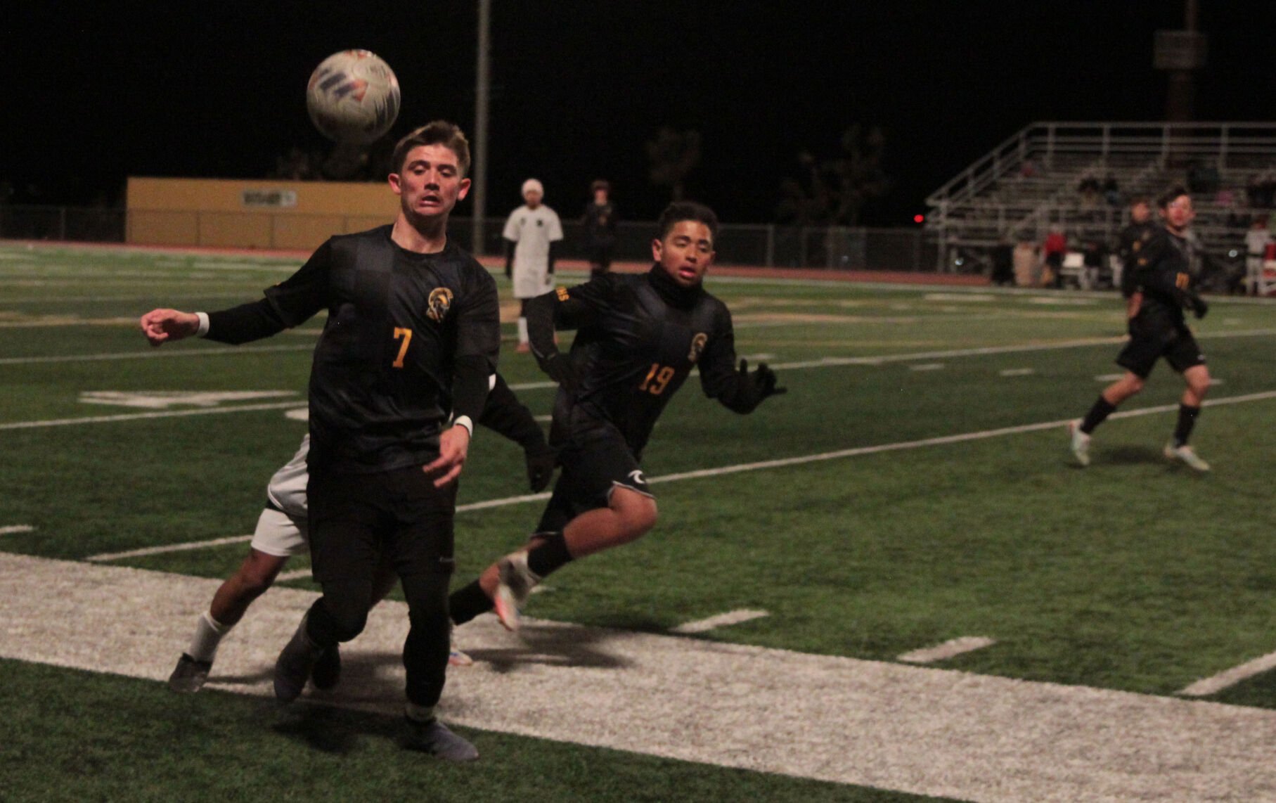 Crosstown clash ends with YY on top | Sports | hidesertstar.com