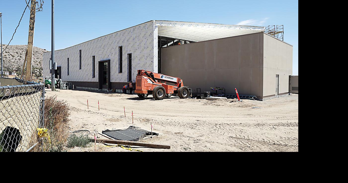 Aquatics center on track to open in fall | | hidesertstar.com