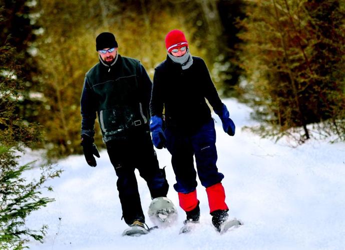 Snowshoeing finds a foothold in the High Country | Play | highcountrync.com