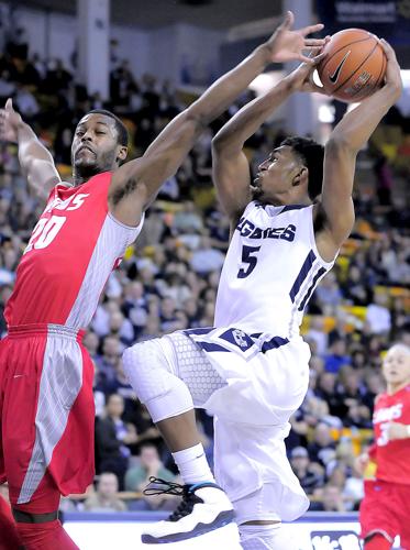 Photo Gallery: New Mexico-Utah State Basketball | Multimedia | hjnews.com