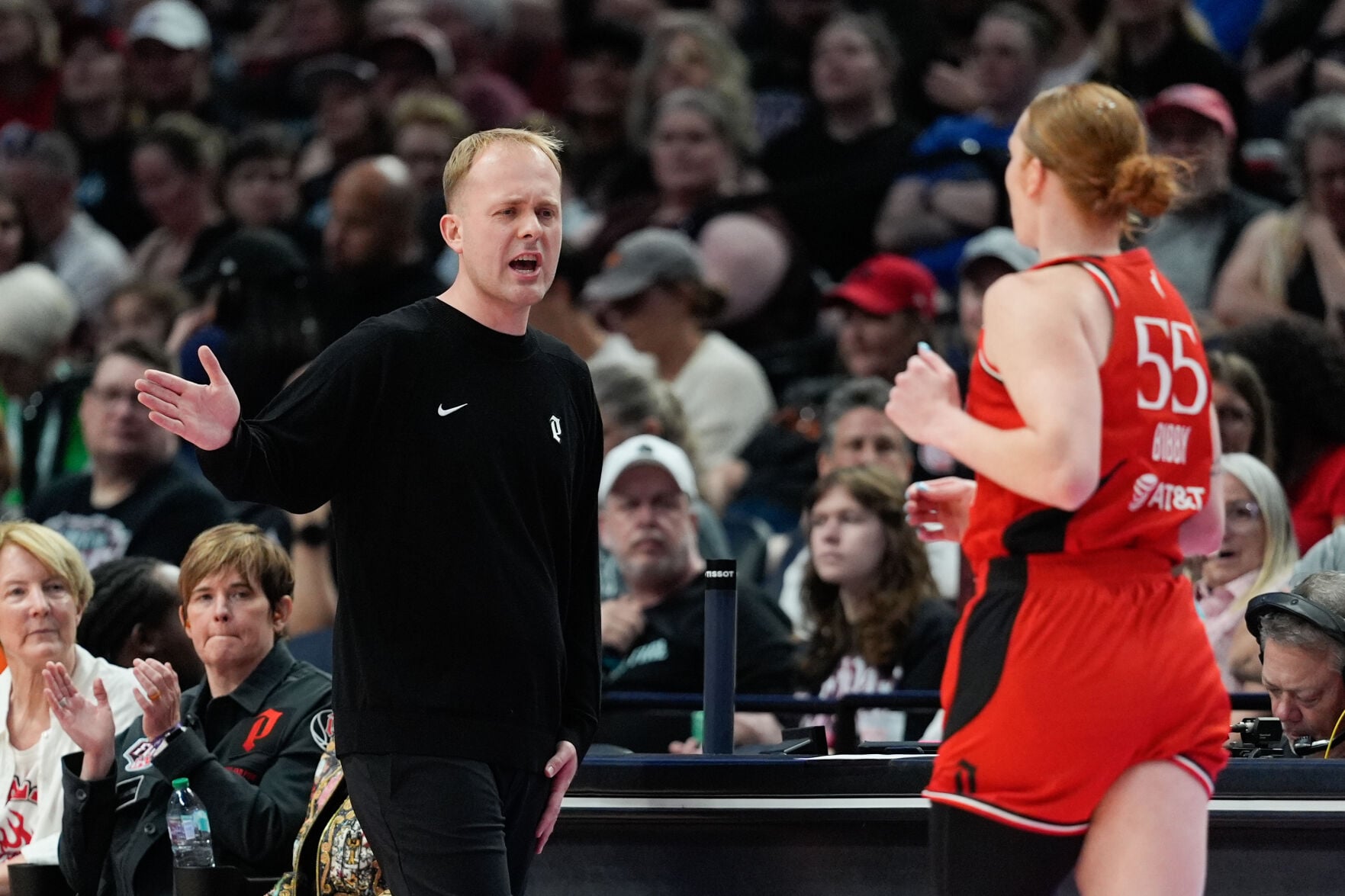 WNBA Fire Coach's Method Basketball | National Sports | hjnews.com