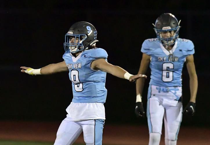 Photo Gallery: Mountain Crest-Sky View Football | Multimedia | hjnews.com