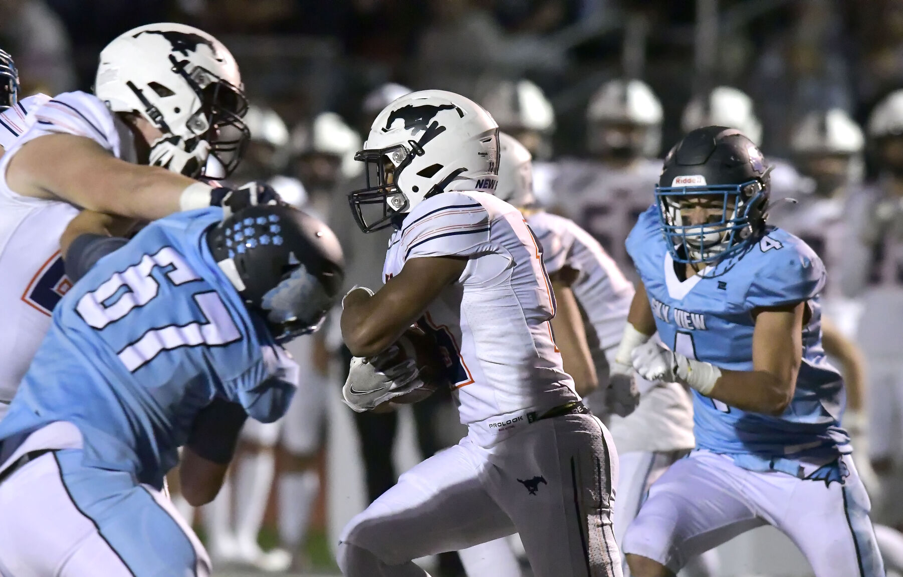 Photo Gallery: Mountain Crest-Sky View Football | Multimedia | hjnews.com